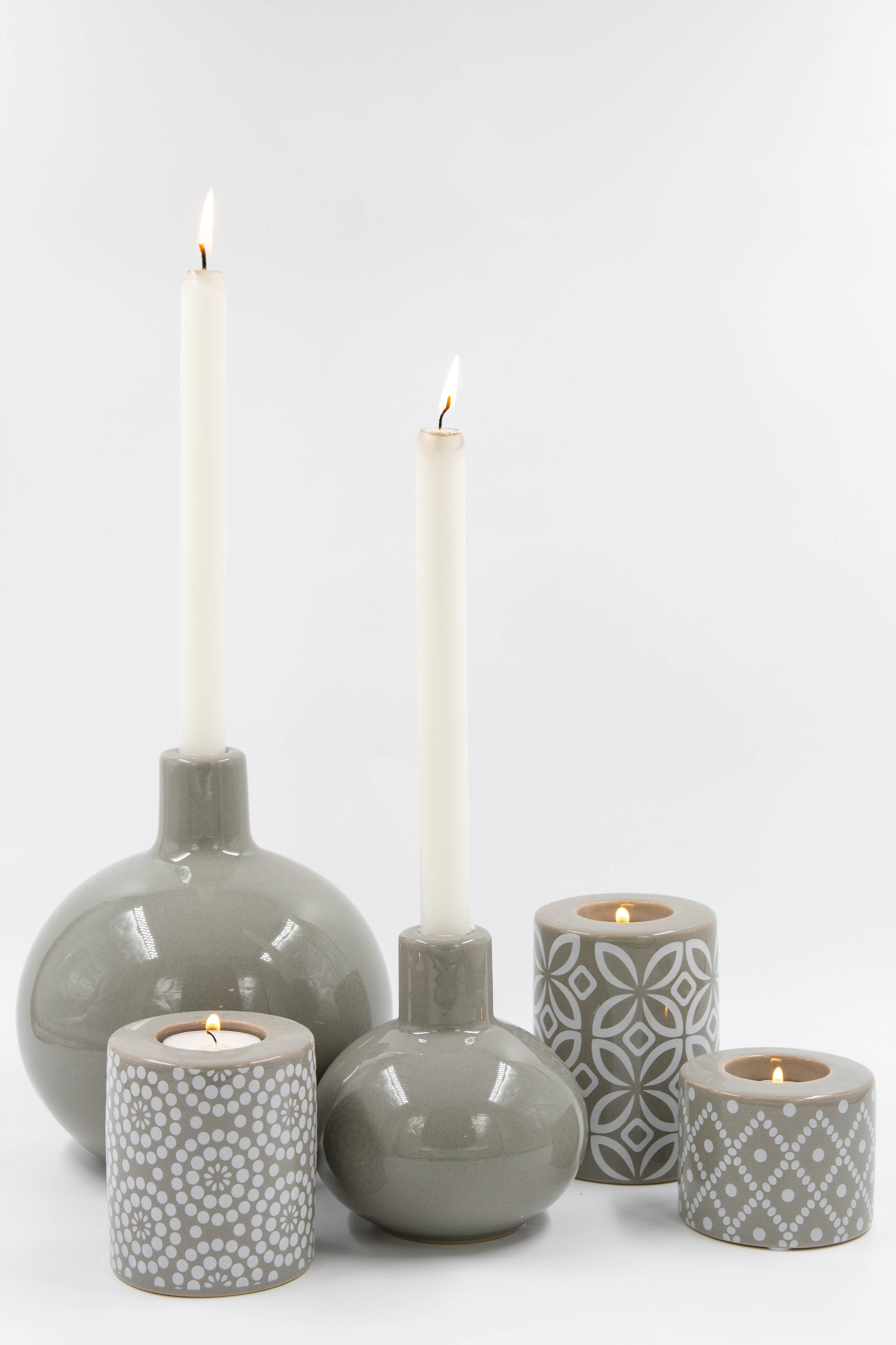 נר לפמוט דינר 8 יחי' לבן | נרות לפמוטים / נרות צפים | נרות | דקורדו